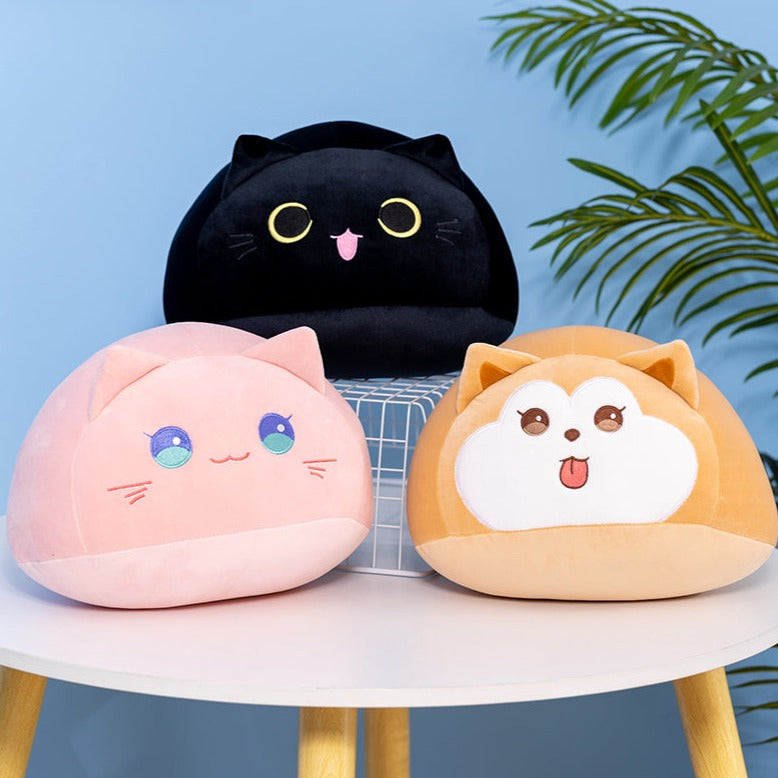 The Three Happy Round Cats – Global Plushie